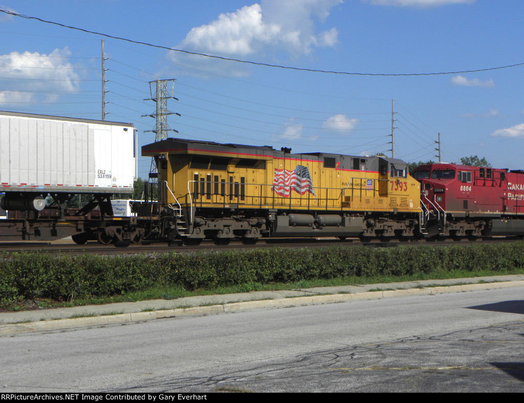 CP 8804 and UP 7393